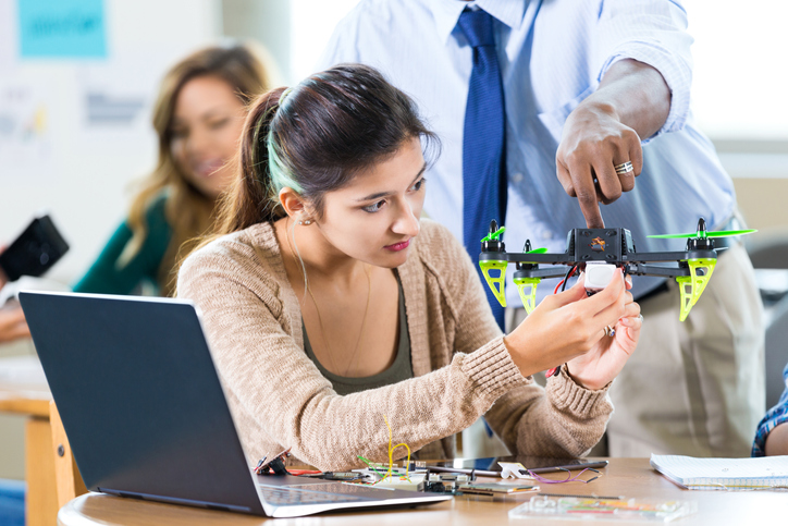 Top tips to prepare for your first engineering classes | Top Universities
