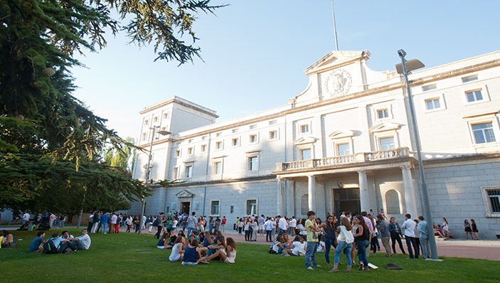 University of Navarra : Rankings, Fees & Courses Details | Top Universities