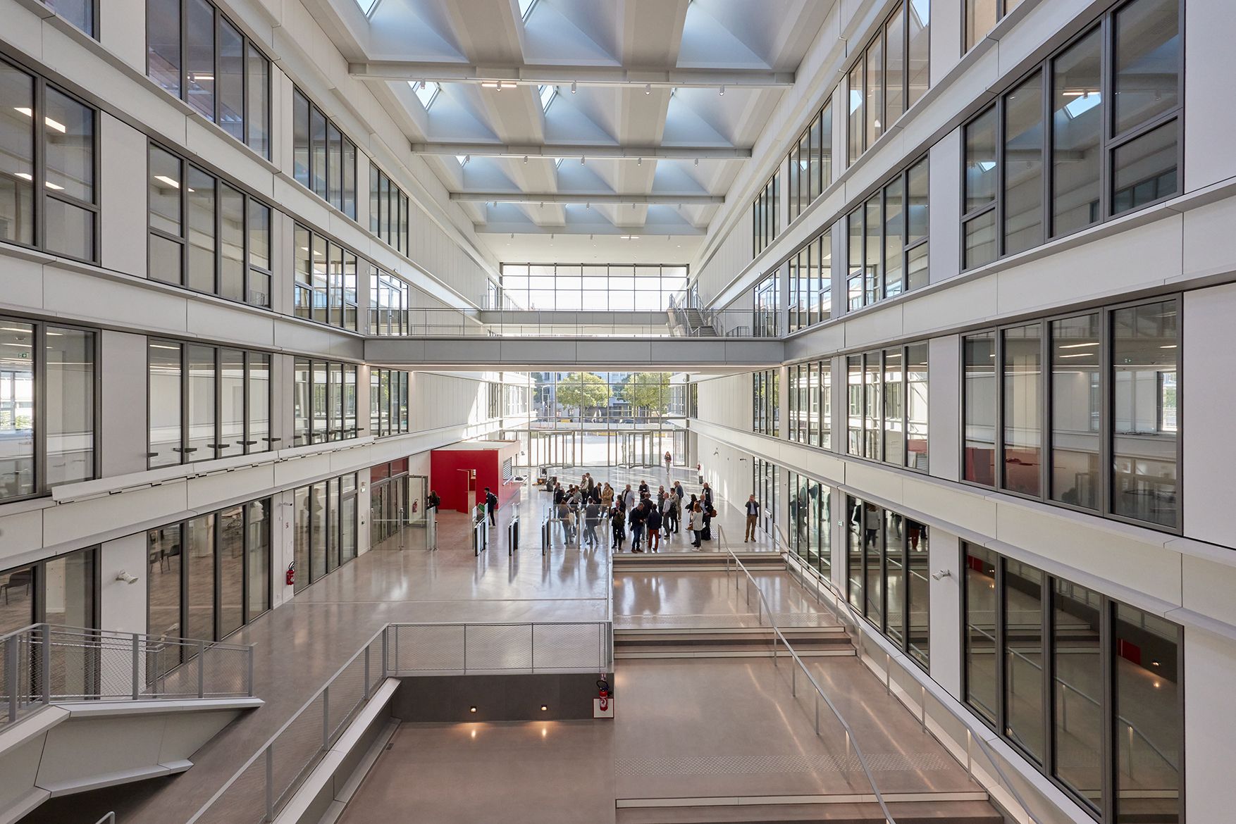 emlyon business school : Rankings, Fees & Courses Details | Top ...