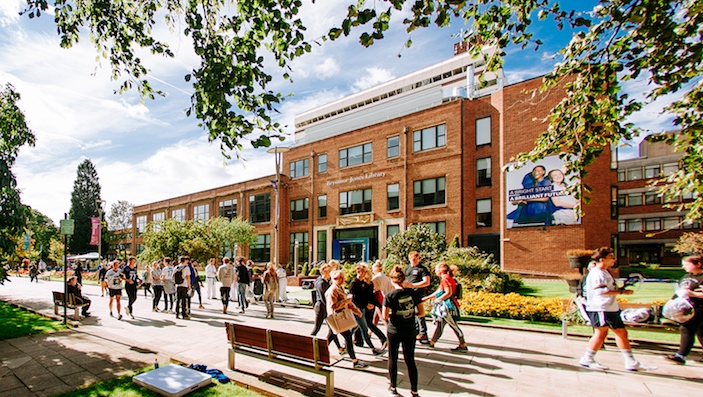 University of Hull : Rankings, Fees & Courses Details | Top Universities