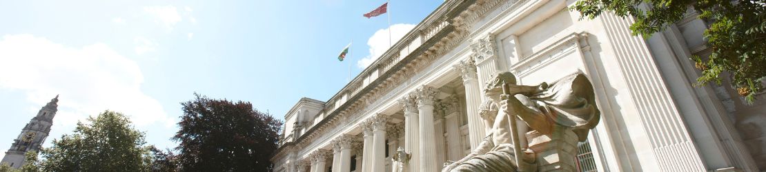 Cardiff University : Rankings, Fees & Courses Details | Top Universities