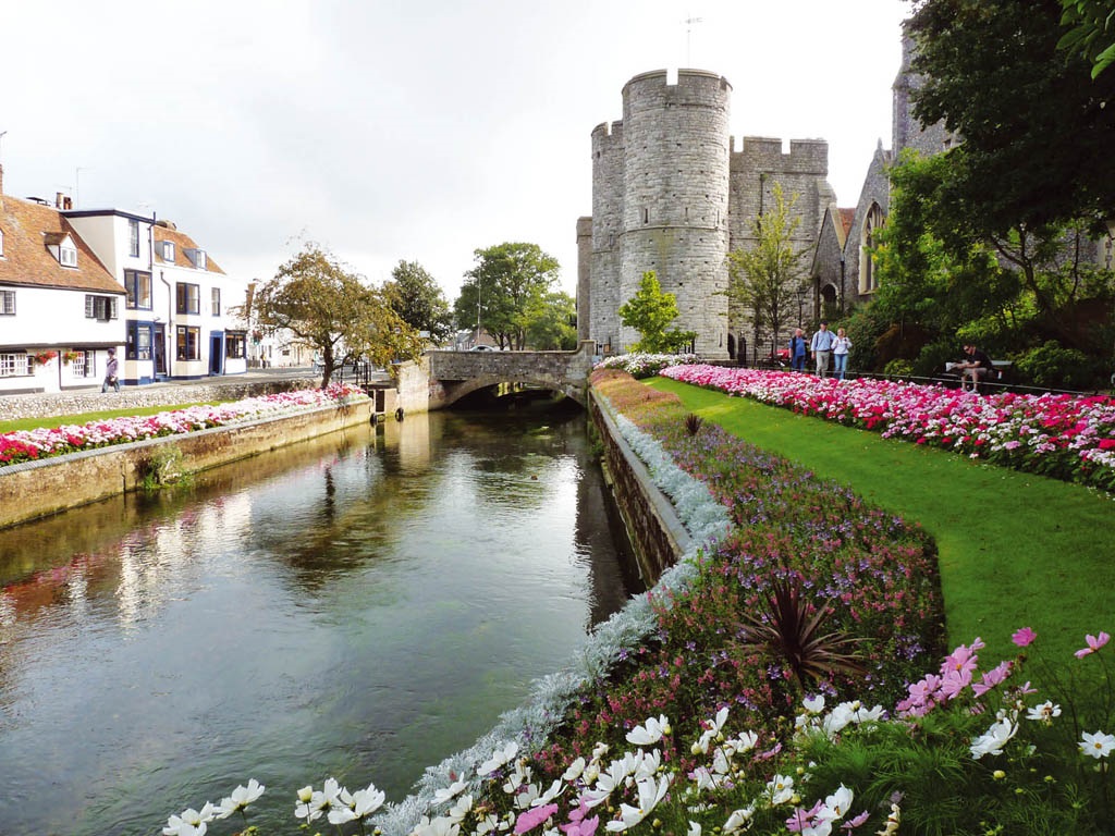 University of Kent : Rankings, Fees & Courses Details | Top Universities