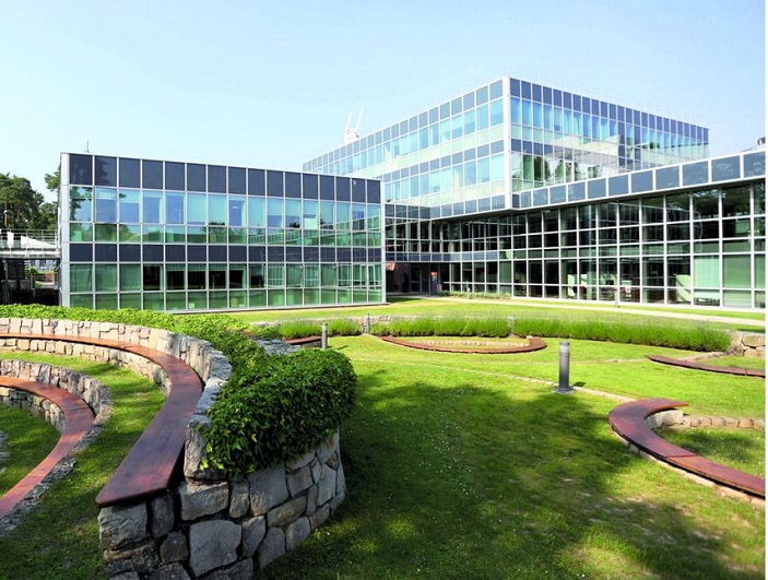 INSEAD : Rankings, Fees & Courses Details | Top Universities