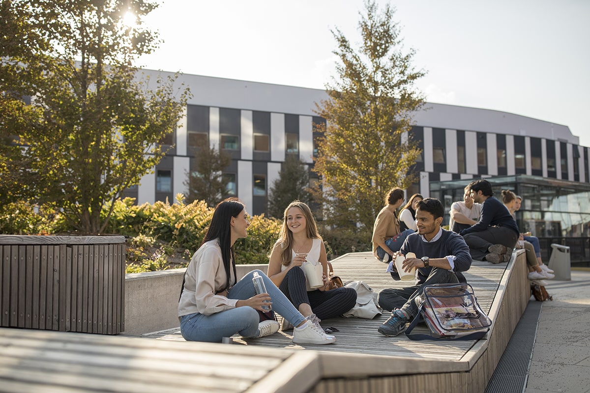 WU (Vienna University of Economics and Business) : Rankings, Fees ...