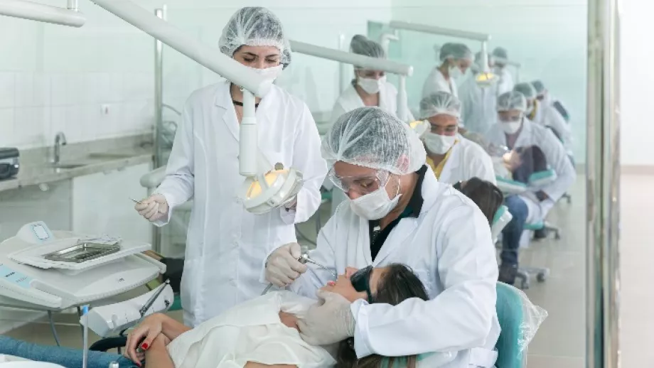 What can you do with a dentistry degree? | Top Universities