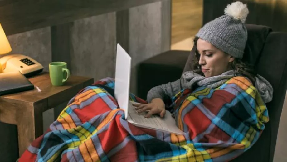 9 Inventive Ways to Stay Warm in Your Freezing Student House This ...