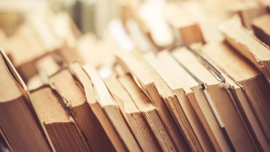 How to Sell Your Used College Textbooks | Top Universities