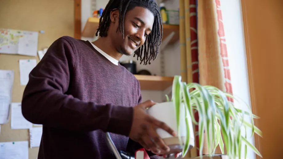 How to adapt to living independently as a student | Top Universities